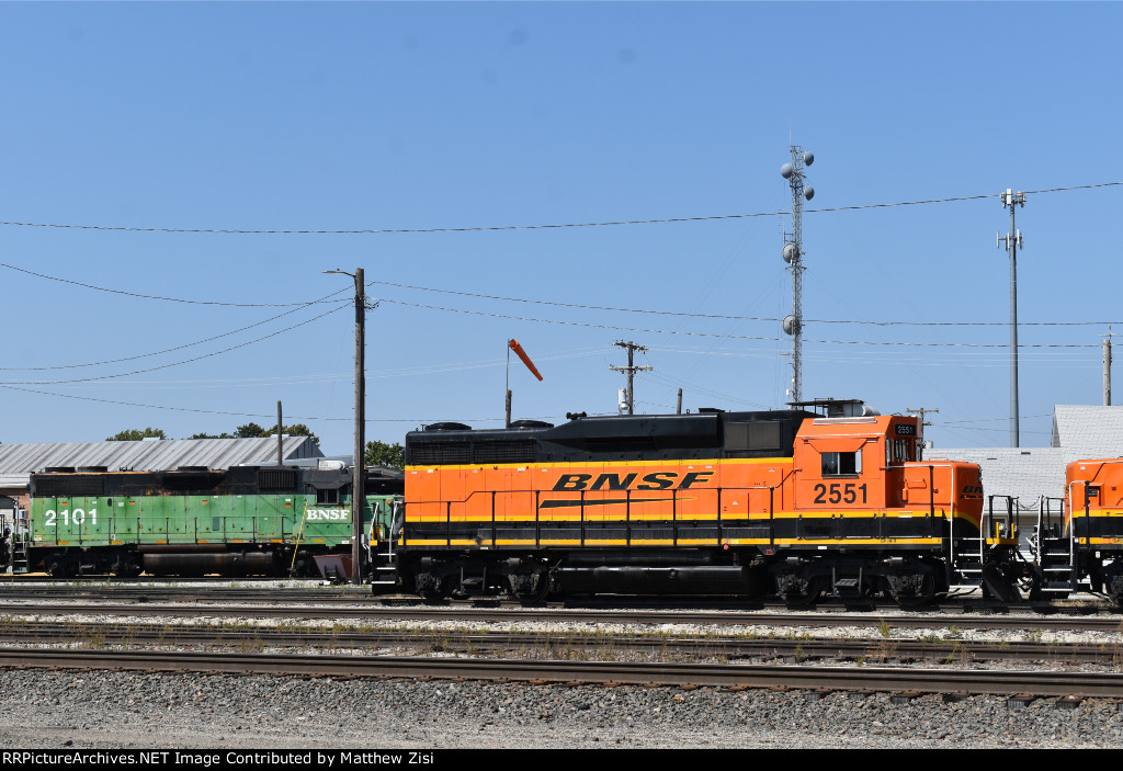 BNSF 2551 2101